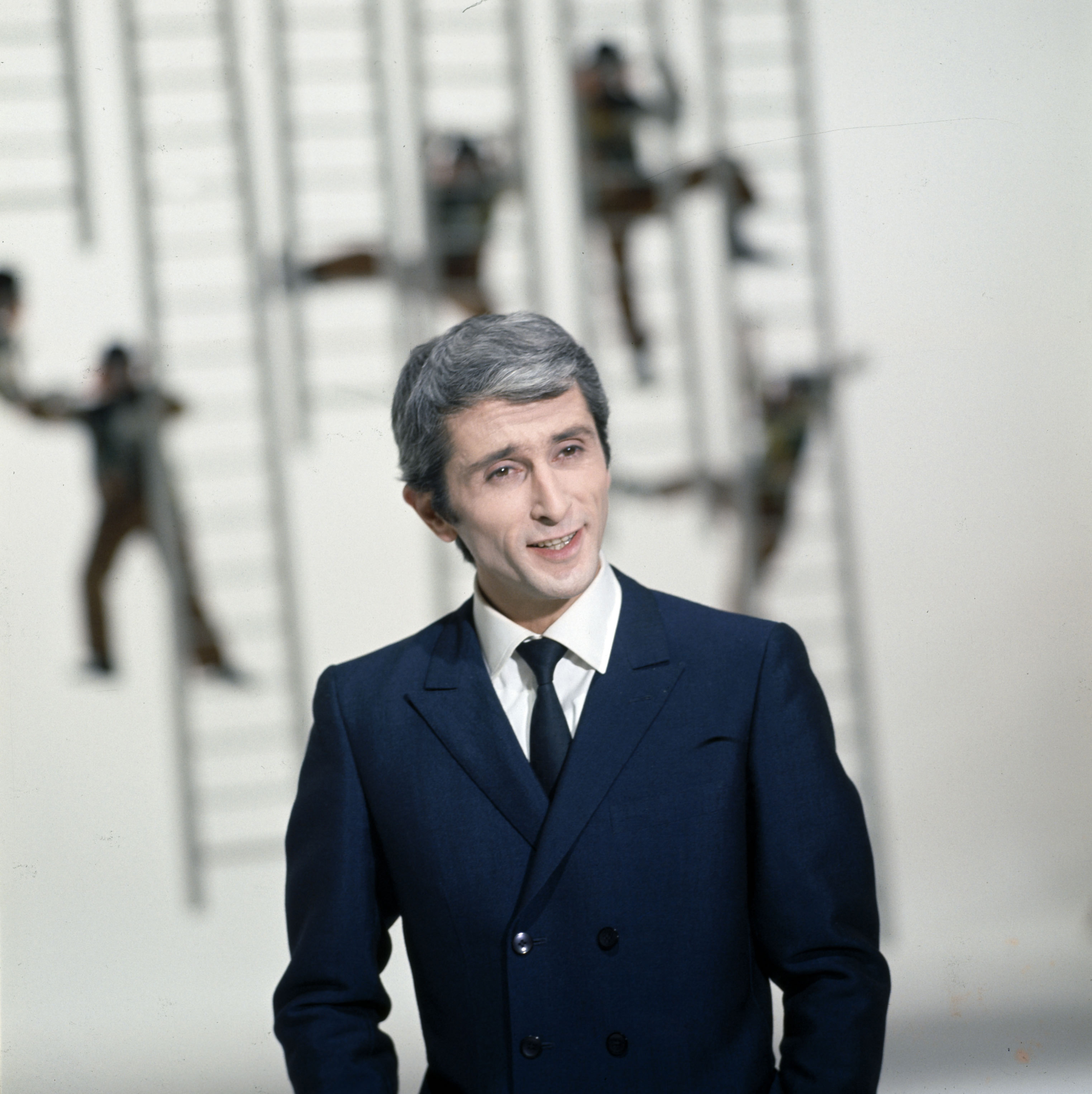 Mirlitontaines et chansons oubliées : un recueil inédit de Marcel Amont ...