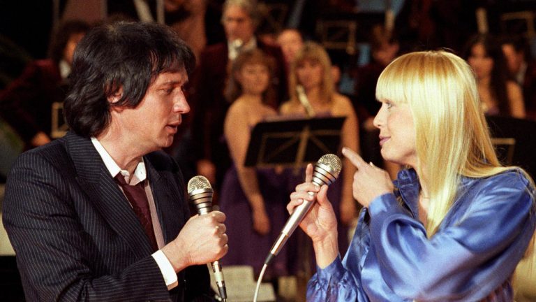 STONE et CHARDEN - Melody TV