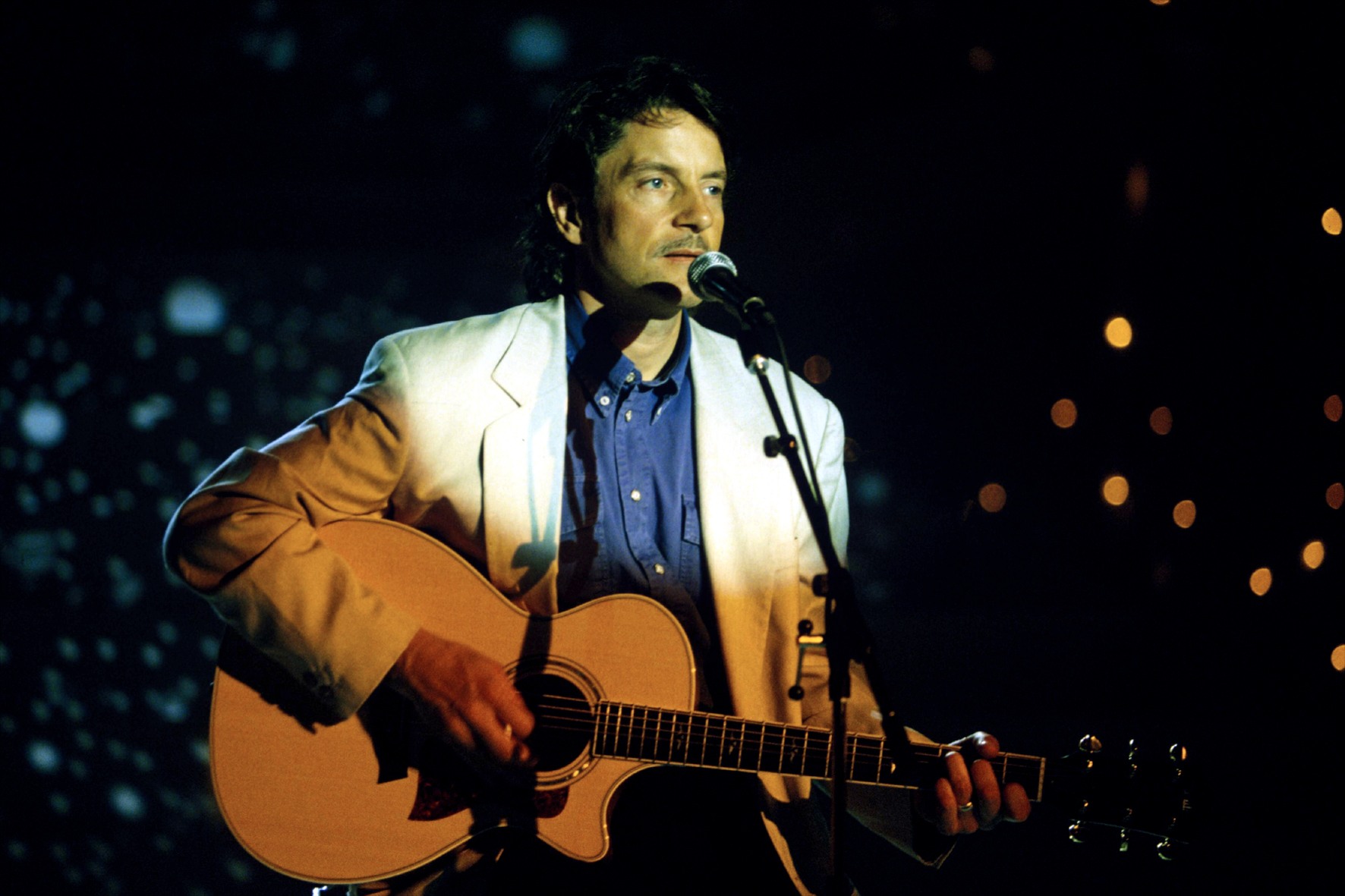 Francis Cabrel fête ses 68 ans - Melody TV