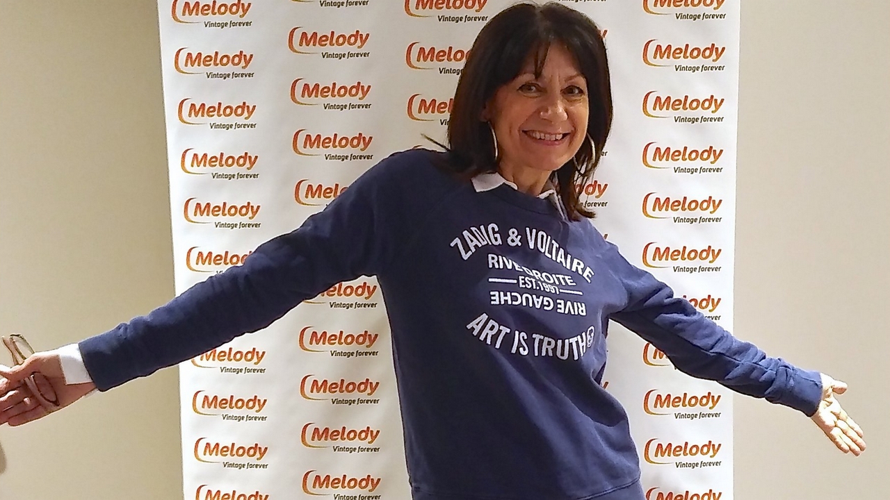 Julie Bataille en mode Best of - Melody TV