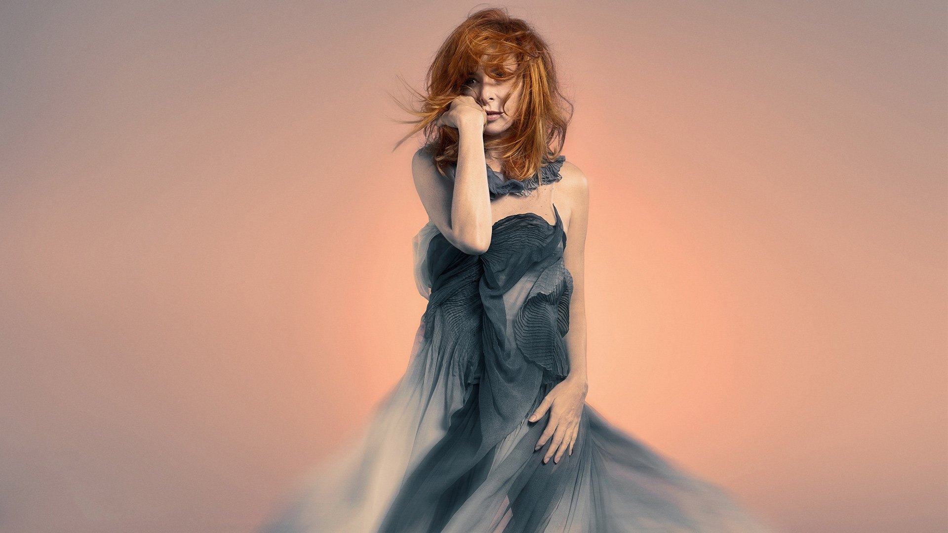 Mylène Farmer annonce le titre « Nevermore » dans un teaser : nouvel ...