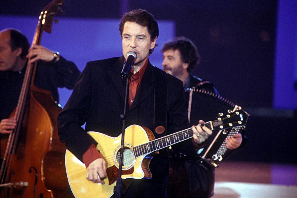 Francis Cabrel - Son amour pour Octobre - Melody TV