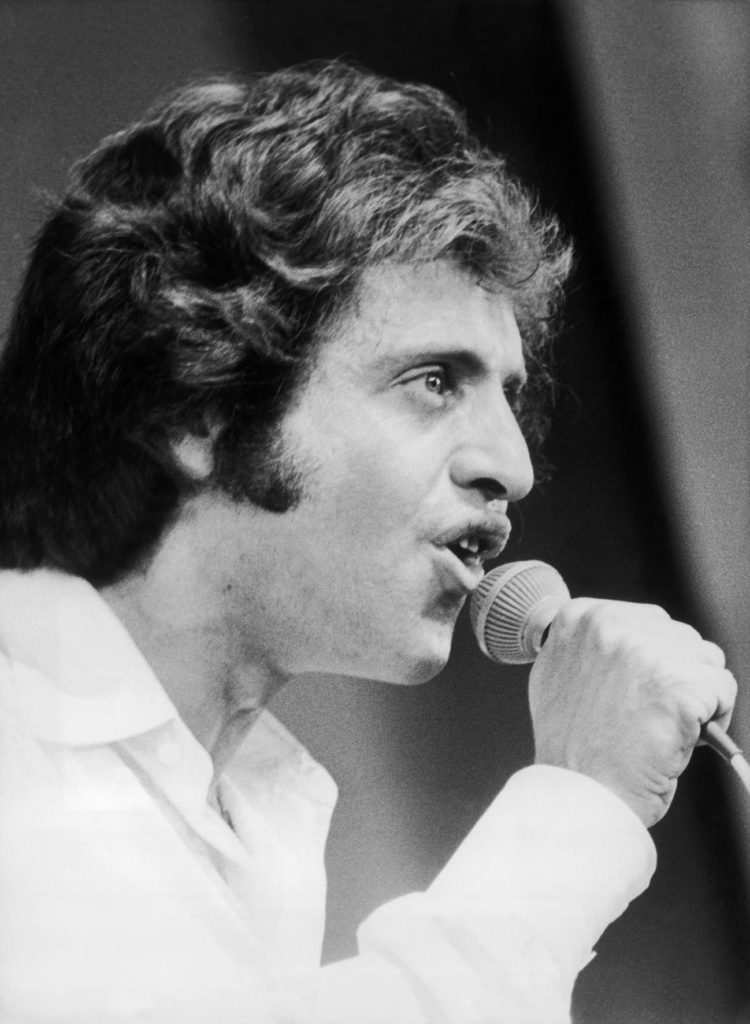 Joe Dassin - L'été Indien, l'histoire d'un tube - Melody TV