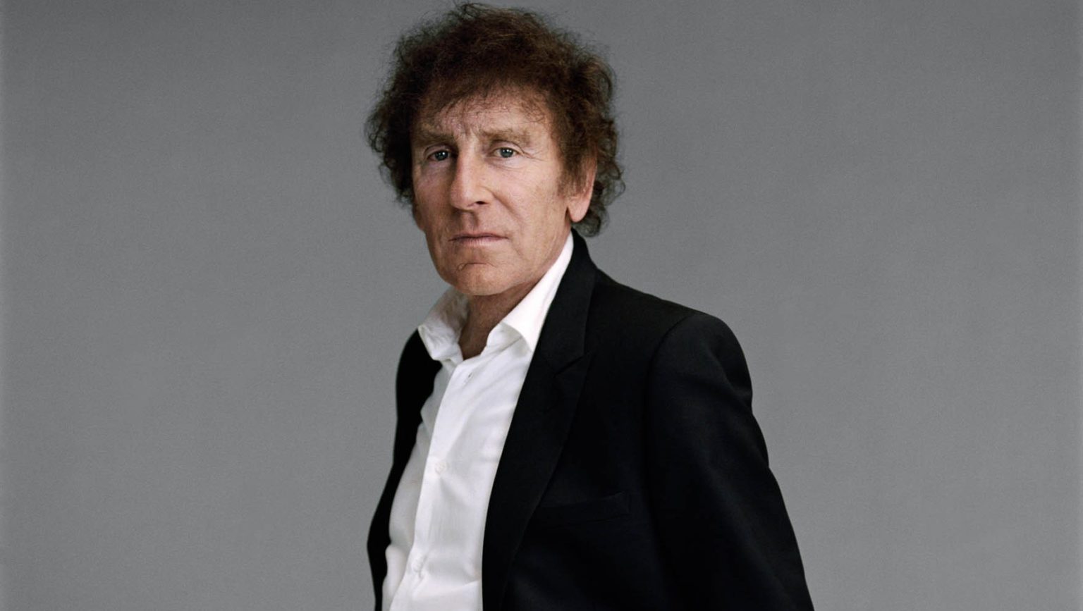 Découvrez cette version tendre d'On avance d'Alain Souchon - Melody TV